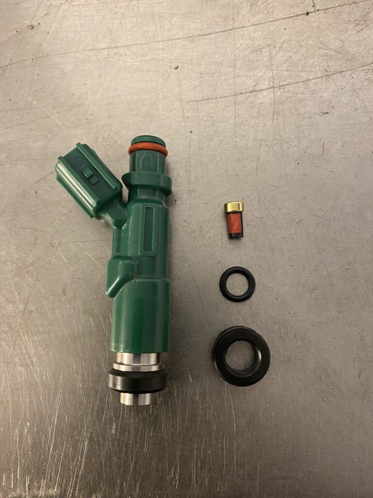 Toyota Yaris petrol injector service kit (injector not included) - Bob ...