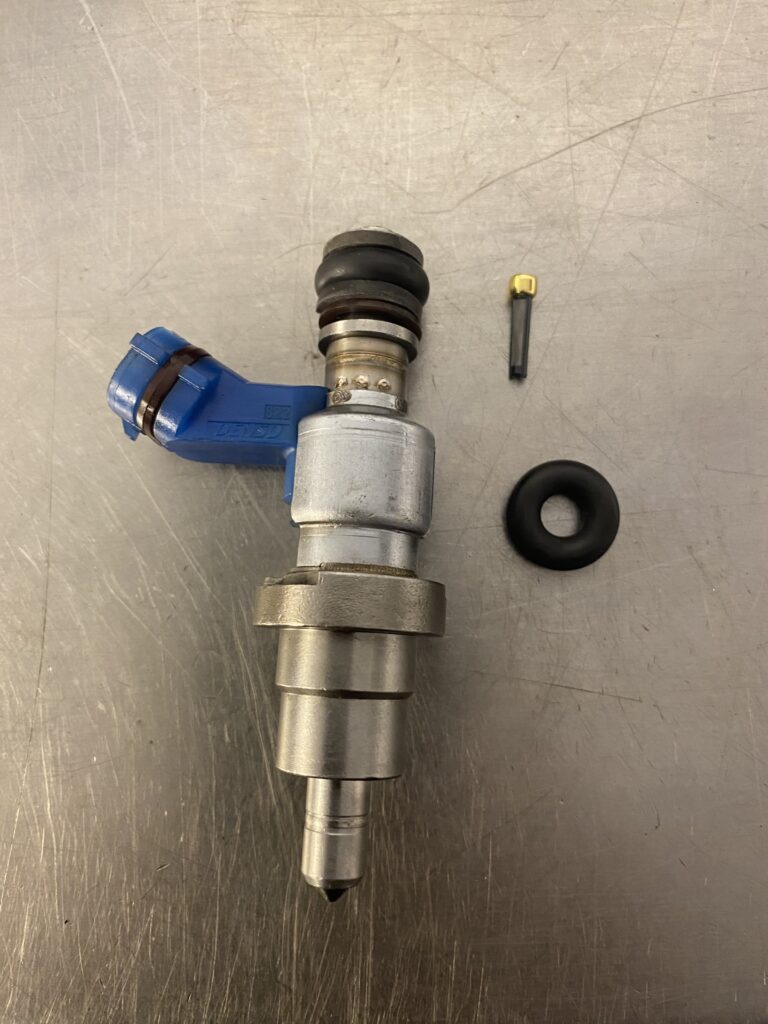 DENSO GDI PETROL INJECTOR SERVICE KIT (INJECTOR NOT INCLUDED) - Bob ...